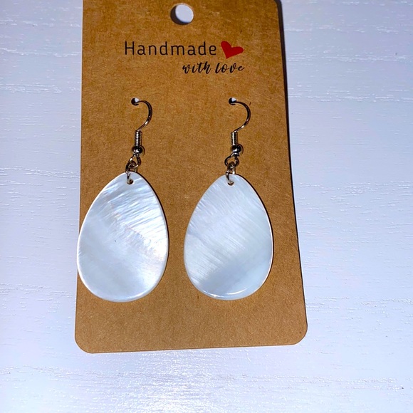 Jewelry | Shell Dangle Earrings | Poshmark
